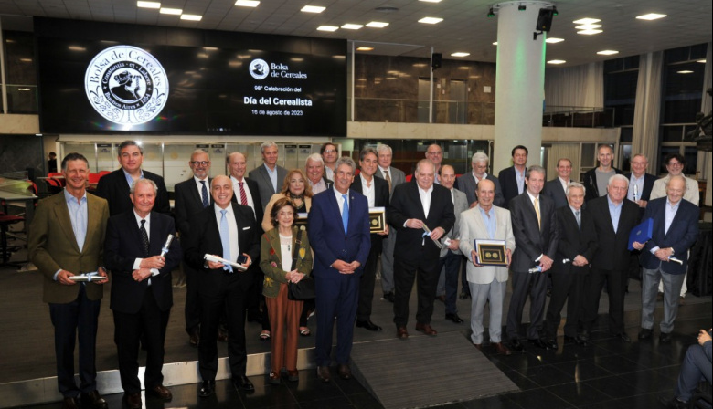 Se llevaron a cabo los actos conmemorativos de la 98º celebración del ...